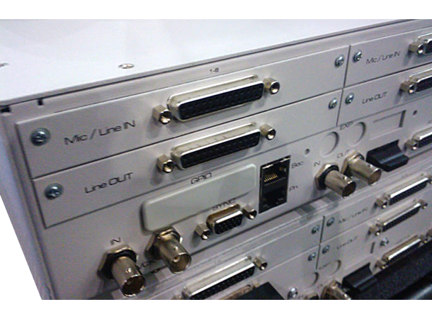 Merging Horus Base Unit Ravena Interface MADI og 24 AES I/O, 44.1kHz ...