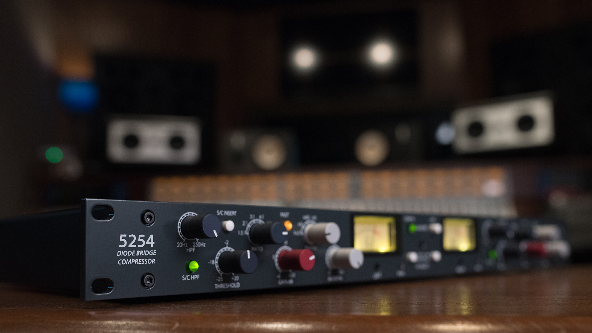 PROLYD AS | prolyd.no | Import og salg av profesjonelt lydutstyr